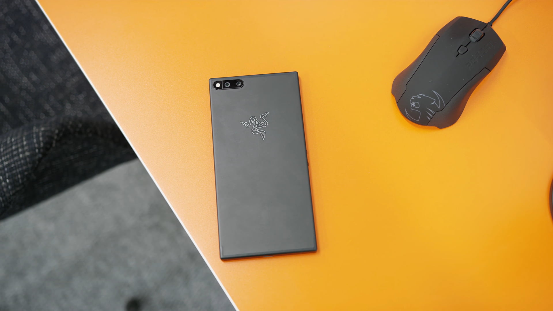 Razer Phone 2 making its debut on October 10 - TechEngage